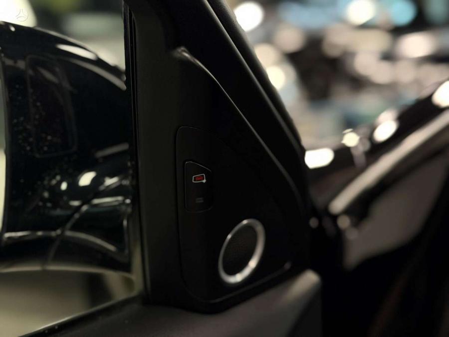 Black Audi Q5 2015 in Klaipeda, with an engine capacity of 3.00 L and mileage of 147 thousand km for 14500 €, photo 16 on AUTOMOTO.COM.LV