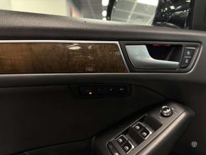 Black Audi Q5 2015 in Klaipeda, with an engine capacity of 3.00 L and mileage of 147 thousand km for 14500 €, photo 33 on AUTOMOTO.COM.LV