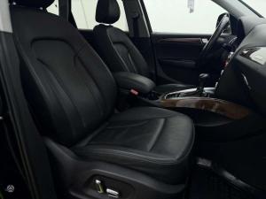 Black Audi Q5 2015 in Vilnius, with an engine capacity of 1.98 L and mileage of 192 thousand km for 11990 €, photo 16 on AUTOMOTO.COM.LV