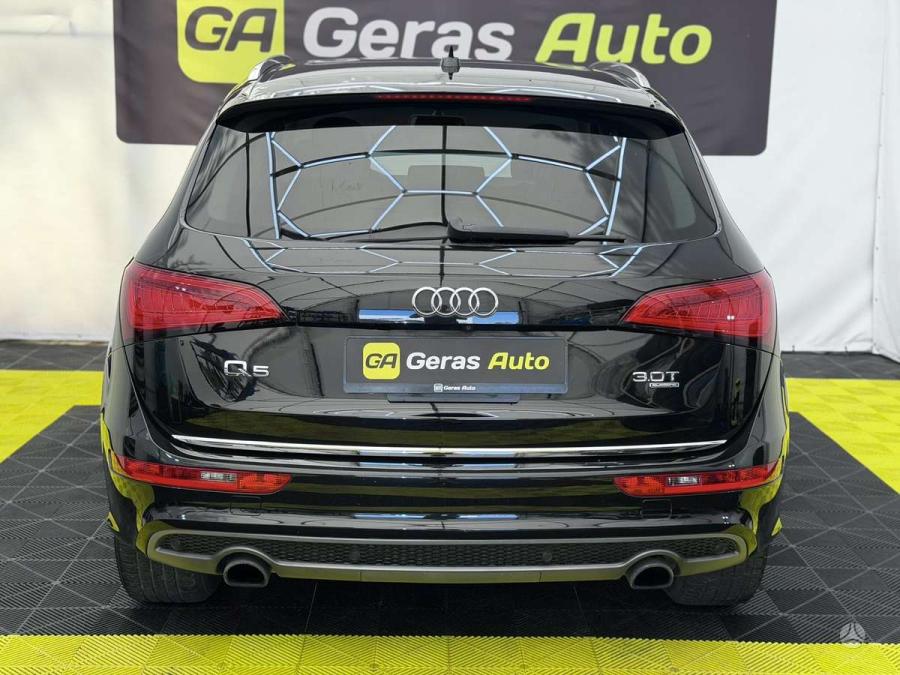 Black Audi Q5 2015 in Vilnius, with an engine capacity of 3.00 L and mileage of 232 thousand km for 11790 €, photo 6 on AUTOMOTO.COM.LV