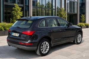 Melns Audi Q5 2015 Viļņa, ar dzinēja tilpumu 2.00 L un nobraukumu 260 tūkst. km par 12750 €, foto 5 vietnē AUTOMOTO.COM.LV