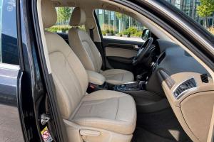 Melns Audi Q5 2015 Viļņa, ar dzinēja tilpumu 2.00 L un nobraukumu 260 tūkst. km par 12750 €, foto 9 vietnē AUTOMOTO.COM.LV