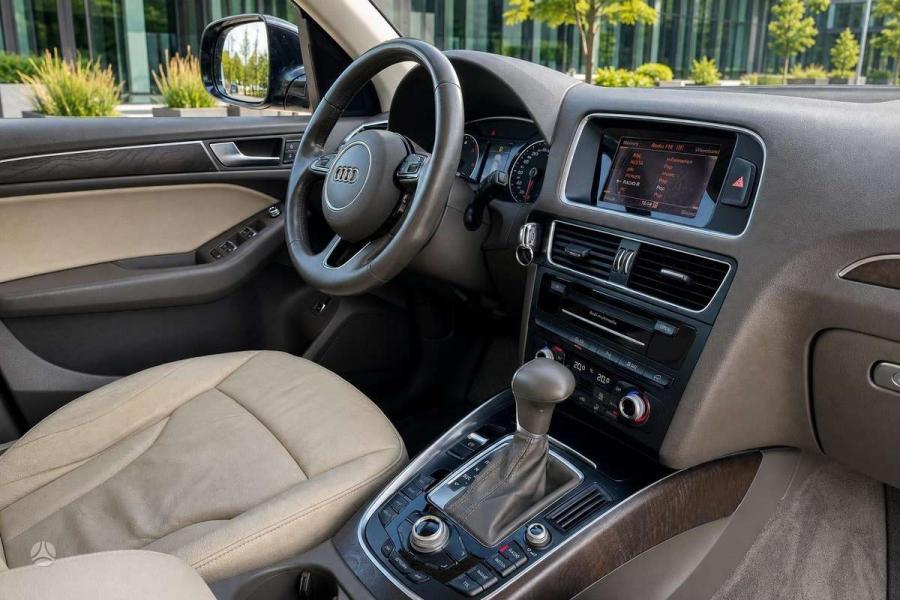 Melns Audi Q5 2015 Viļņa, ar dzinēja tilpumu 2.00 L un nobraukumu 260 tūkst. km par 12750 €, foto 10 vietnē AUTOMOTO.COM.LV