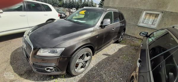 Black Audi Q5 2015 in Utena, with an engine capacity of 3.00 L and mileage of 300 thousand km for 12500 €, photo 11 on AUTOMOTO.COM.LV