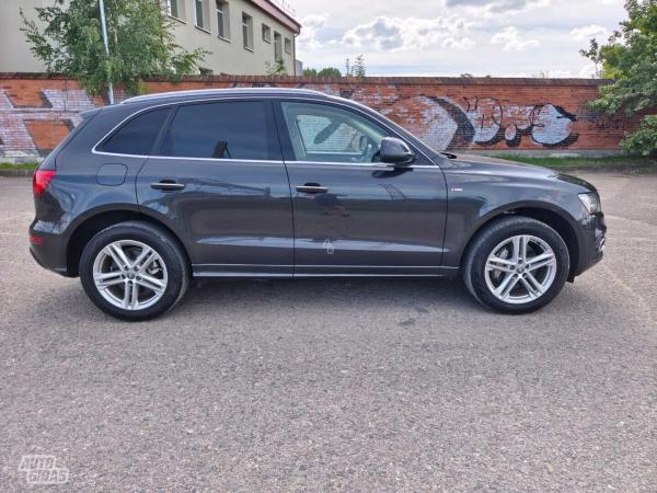 Black Audi Q5 2015 in Siauliai, with an engine capacity of 3.00 L and mileage of 168 thousand km for 12500 €, photo 8 on AUTOMOTO.COM.LV