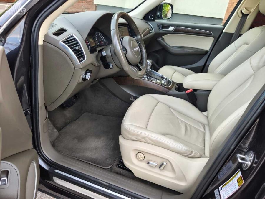 Melns Audi Q5 2015 Šauļi, ar dzinēja tilpumu 3.00 L un nobraukumu 168 tūkst. km par 12500 €, foto 13 vietnē AUTOMOTO.COM.LV