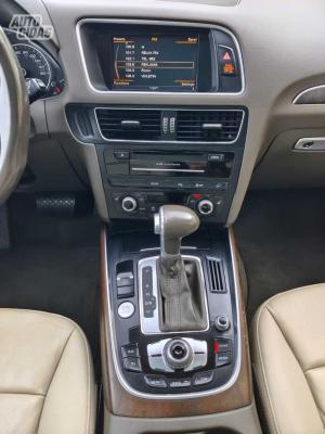 Melns Audi Q5 2015 Šauļi, ar dzinēja tilpumu 3.00 L un nobraukumu 168 tūkst. km par 12500 €, foto 17 vietnē AUTOMOTO.COM.LV