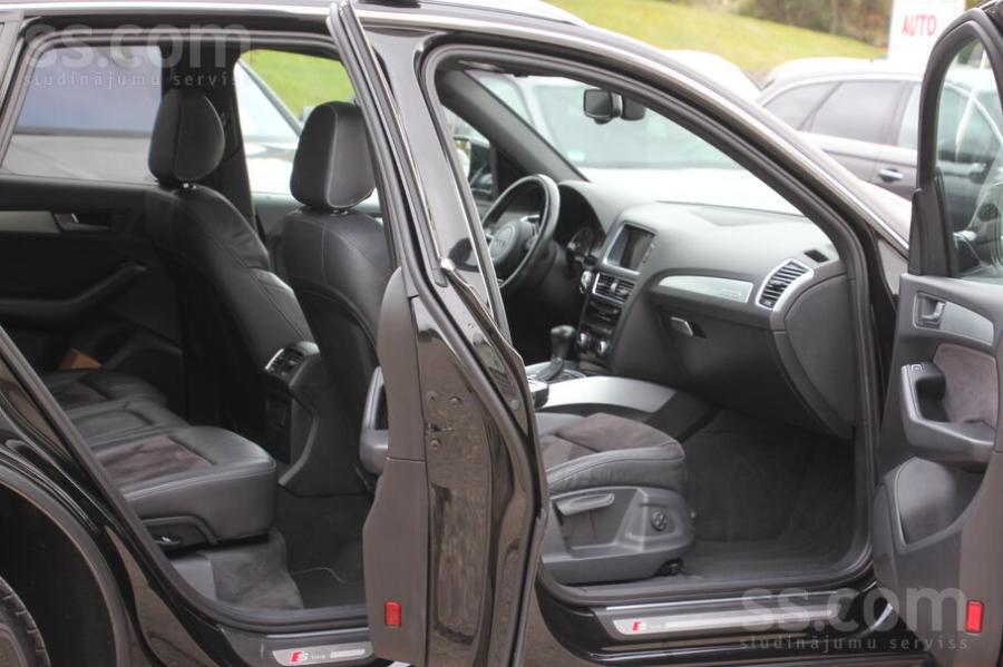 Black Audi Q5 2015 in Tukums, with an engine capacity of 3.00 L and mileage of 282 thousand km for 12800 €, photo 7 on AUTOMOTO.COM.LV