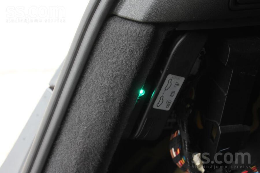 Black Audi Q5 2015 in Tukums, with an engine capacity of 3.00 L and mileage of 282 thousand km for 12800 €, photo 32 on AUTOMOTO.COM.LV