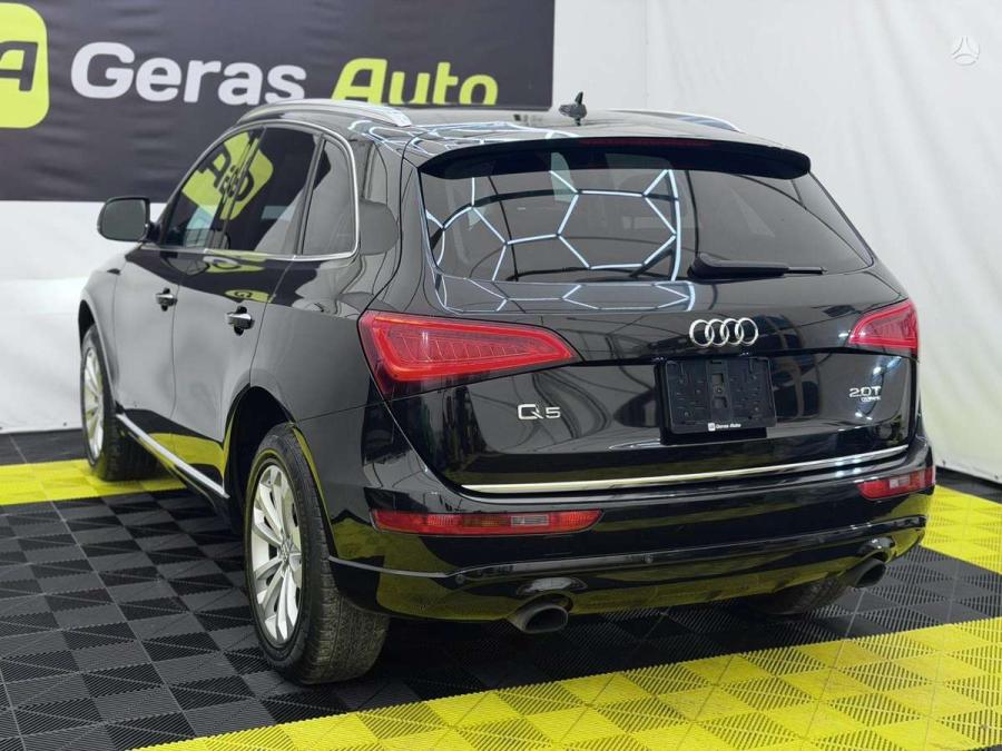 Melns Audi Q5 2015 Viļņa, ar dzinēja tilpumu 1.98 L un nobraukumu 192 tūkst. km par 11690 €, foto 7 vietnē AUTOMOTO.COM.LV
