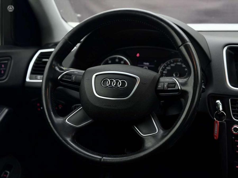 Melns Audi Q5 2015 Viļņa, ar dzinēja tilpumu 1.98 L un nobraukumu 192 tūkst. km par 11690 €, foto 19 vietnē AUTOMOTO.COM.LV
