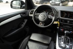 Black Audi Q5 2016 in Liepaja, with an engine capacity of 2.00 L and mileage of 22 thousand km for 13900 €, photo 20 on AUTOMOTO.COM.LV