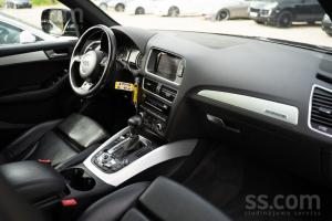 Black Audi Q5 2016 in Liepaja, with an engine capacity of 2.00 L and mileage of 22 thousand km for 13900 €, photo 31 on AUTOMOTO.COM.LV