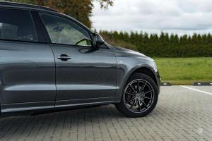 Melns Audi Q5 2016 Klaipėda, ar dzinēja tilpumu 3.00 L un nobraukumu 132 tūkst. km par 15999 €, foto 17 vietnē AUTOMOTO.COM.LV