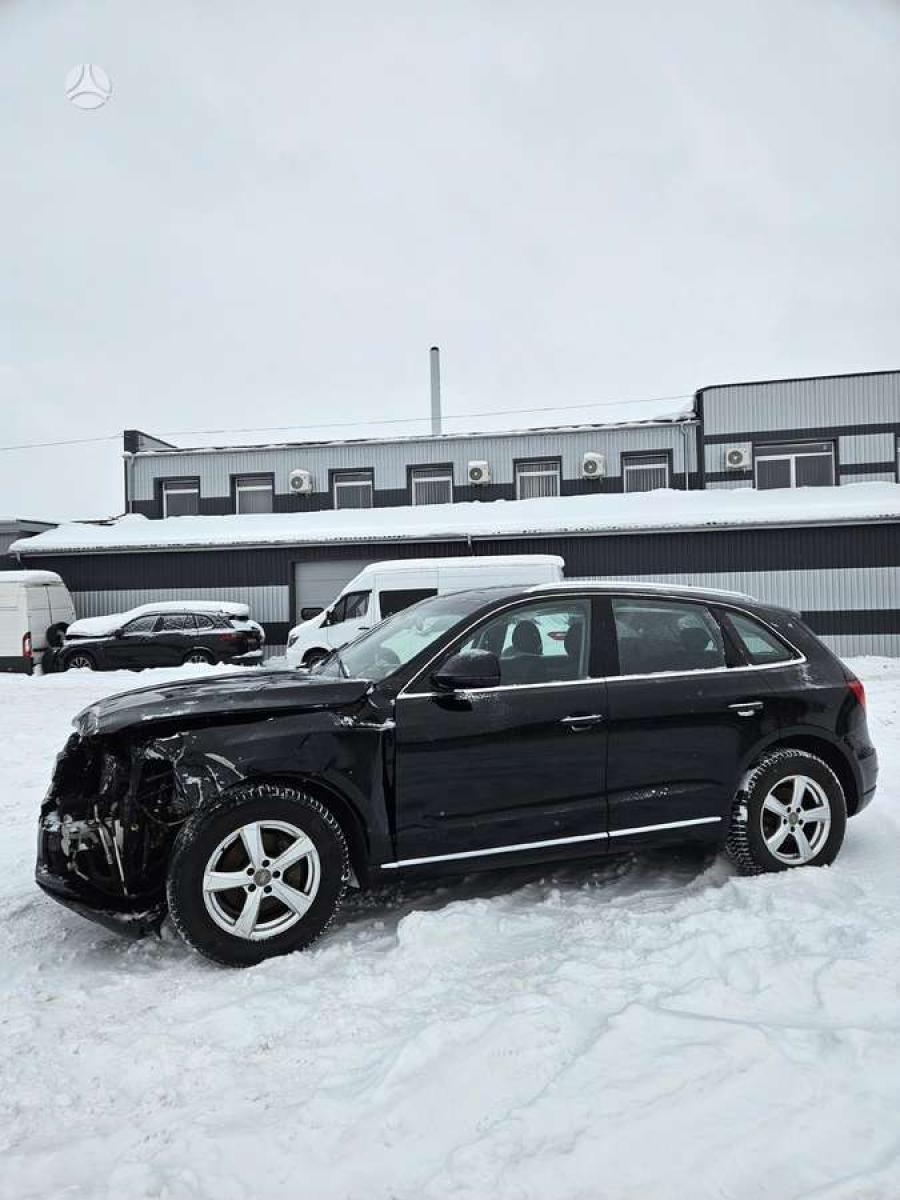 Melns Audi Q5 2016 Mažeikiai, ar dzinēja tilpumu 1.98 L un nobraukumu 310 tūkst. km par 5699 €, foto 4 vietnē AUTOMOTO.COM.LV