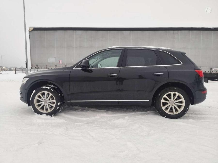Black Audi Q5 2016 in Vilnius, with an engine capacity of 1.98 L and mileage of 122 thousand km for 14750 €, photo 2 on AUTOMOTO.COM.LV