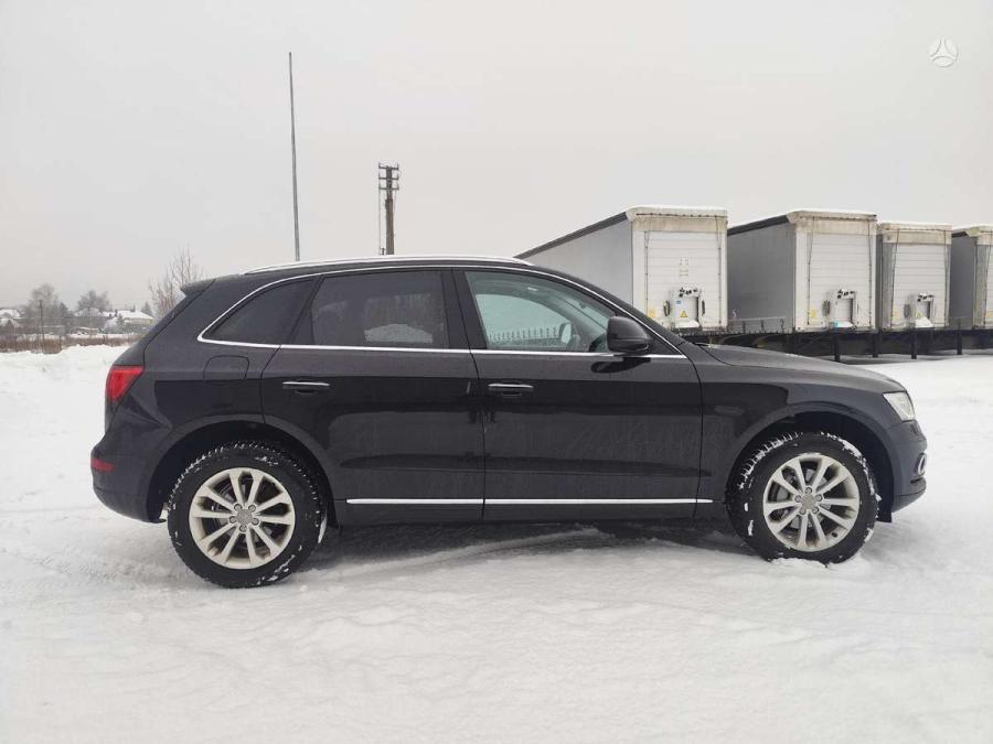 Black Audi Q5 2016 in Vilnius, with an engine capacity of 1.98 L and mileage of 122 thousand km for 14750 €, photo 5 on AUTOMOTO.COM.LV