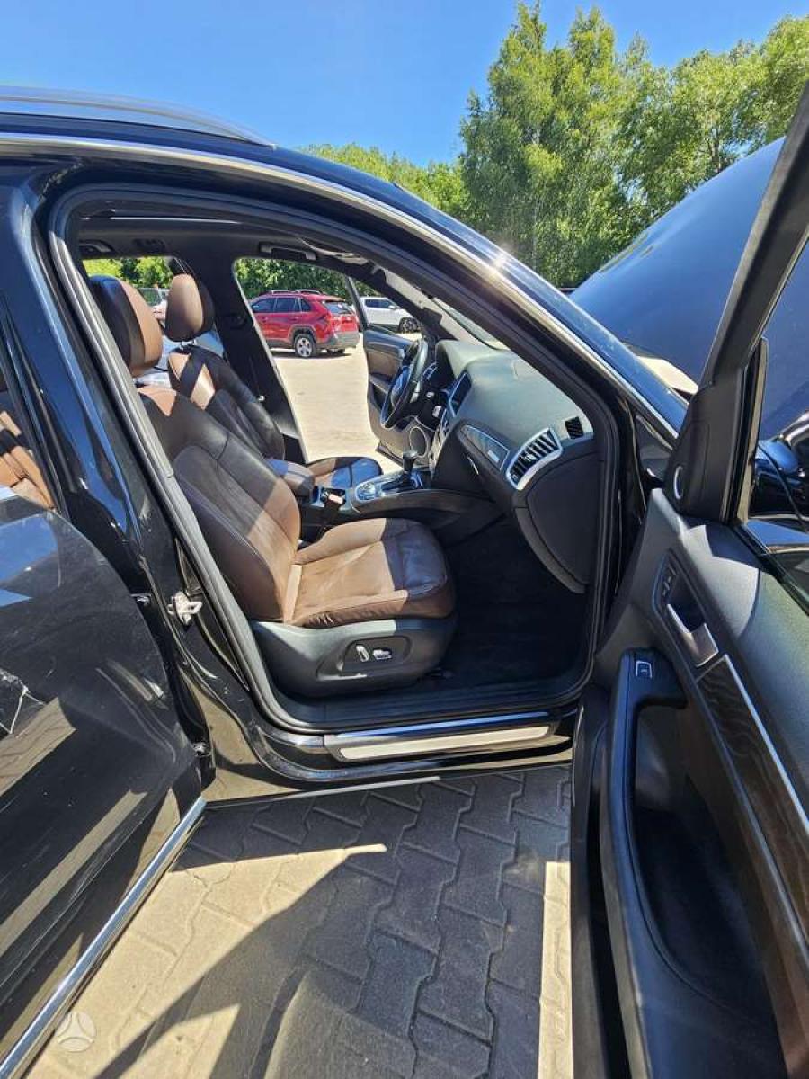 Melns Audi Q5 2016 Klaipėda, ar dzinēja tilpumu 2.00 L un nobraukumu 207 tūkst. km par 8000 €, foto 7 vietnē AUTOMOTO.COM.LV