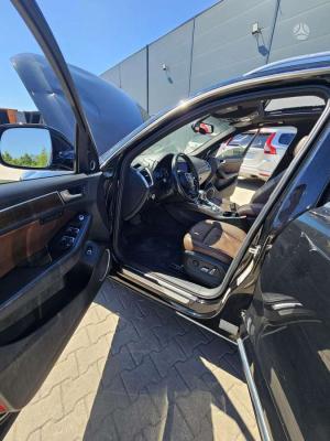 Melns Audi Q5 2016 Klaipėda, ar dzinēja tilpumu 2.00 L un nobraukumu 207 tūkst. km par 8000 €, foto 22 vietnē AUTOMOTO.COM.LV