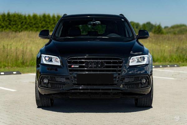 Black Audi Q5 2016 in Klaipeda, with an engine capacity of 3.00 L and mileage of 229 thousand km for 14499 €, photo 3 on AUTOMOTO.COM.LV