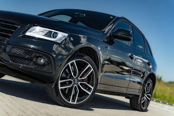 Black Audi Q5 2016 in Klaipeda, with an engine capacity of 3.00 L and mileage of 229 thousand km for 14499 €, photo 7 on AUTOMOTO.COM.LV