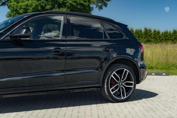 Black Audi Q5 2016 in Klaipeda, with an engine capacity of 3.00 L and mileage of 229 thousand km for 14499 €, photo 8 on AUTOMOTO.COM.LV