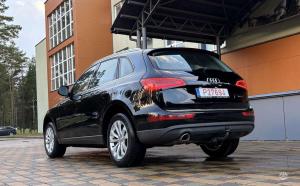 Black Audi Q5 2016 in Druskininkai, with an engine capacity of 1.97 L and mileage of 221 thousand km for 14600 €, photo 4 on AUTOMOTO.COM.LV