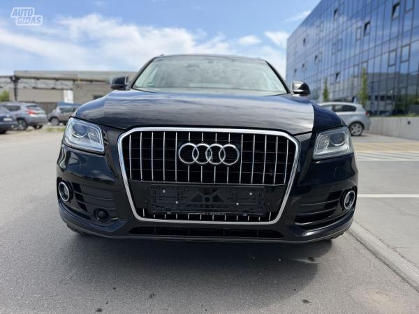 Melns Audi Q5 2016 Panevēža, ar dzinēja tilpumu 2.00 L un nobraukumu 265 tūkst. km par 13000 €, foto 5 vietnē AUTOMOTO.COM.LV