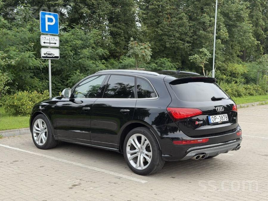 Black Audi Q5 2016 in Jelgava, with an engine capacity of 3.00 L and mileage of 228 thousand km for 16399 €, photo 5 on AUTOMOTO.COM.LV