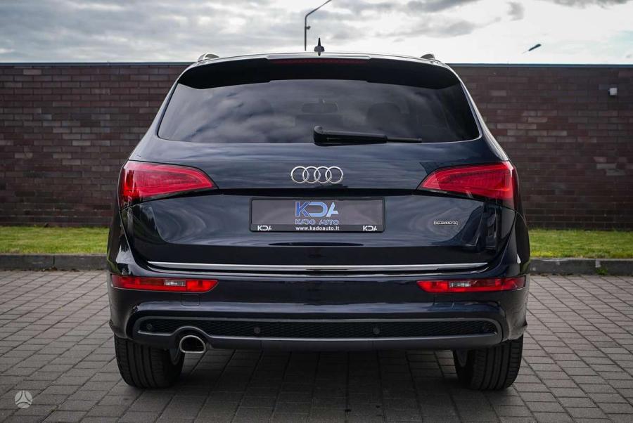 Black Audi Q5 2016 in Marijampole, with an engine capacity of 1.97 L and mileage of 195 thousand km for 14450 €, photo 12 on AUTOMOTO.COM.LV