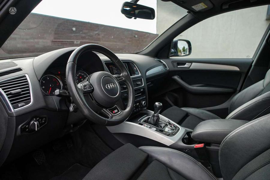 Black Audi Q5 2016 in Marijampole, with an engine capacity of 1.97 L and mileage of 195 thousand km for 14450 €, photo 26 on AUTOMOTO.COM.LV