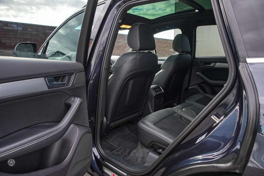Black Audi Q5 2016 in Marijampole, with an engine capacity of 1.97 L and mileage of 195 thousand km for 14450 €, photo 33 on AUTOMOTO.COM.LV