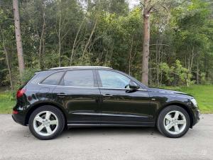 Black Audi Q5 2016 in Utena, with an engine capacity of 1.97 L and mileage of 300 thousand km for 12250 €, photo 8 on AUTOMOTO.COM.LV