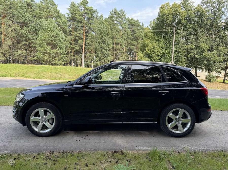 Black Audi Q5 2016 in Utena, with an engine capacity of 1.97 L and mileage of 300 thousand km for 12250 €, photo 9 on AUTOMOTO.COM.LV