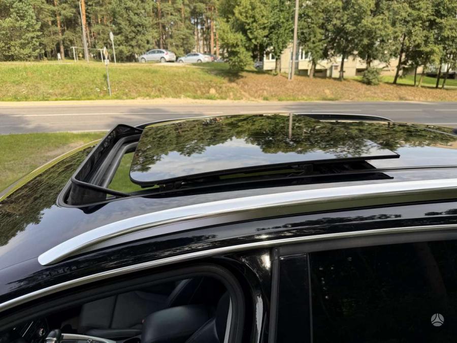 Black Audi Q5 2016 in Utena, with an engine capacity of 1.97 L and mileage of 300 thousand km for 12250 €, photo 19 on AUTOMOTO.COM.LV