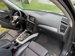 Black Audi Q5 2016 in Utena, with an engine capacity of 1.97 L and mileage of 300 thousand km for 12250 €, photo 24 on AUTOMOTO.COM.LV