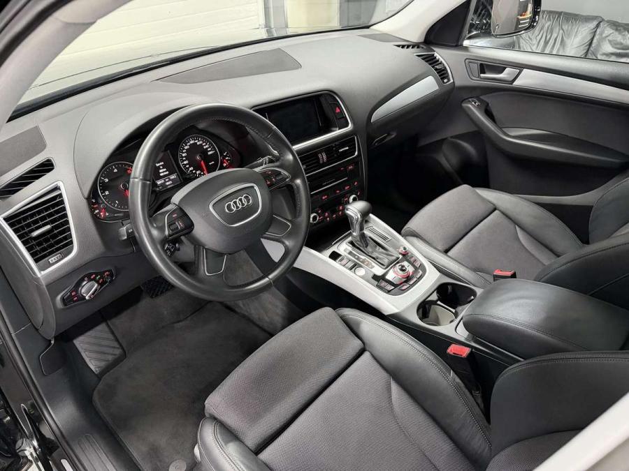 Melns Audi Q5 2016 Utena, ar dzinēja tilpumu 1.97 L un nobraukumu 300 tūkst. km par 13150 €, foto 6 vietnē AUTOMOTO.COM.LV