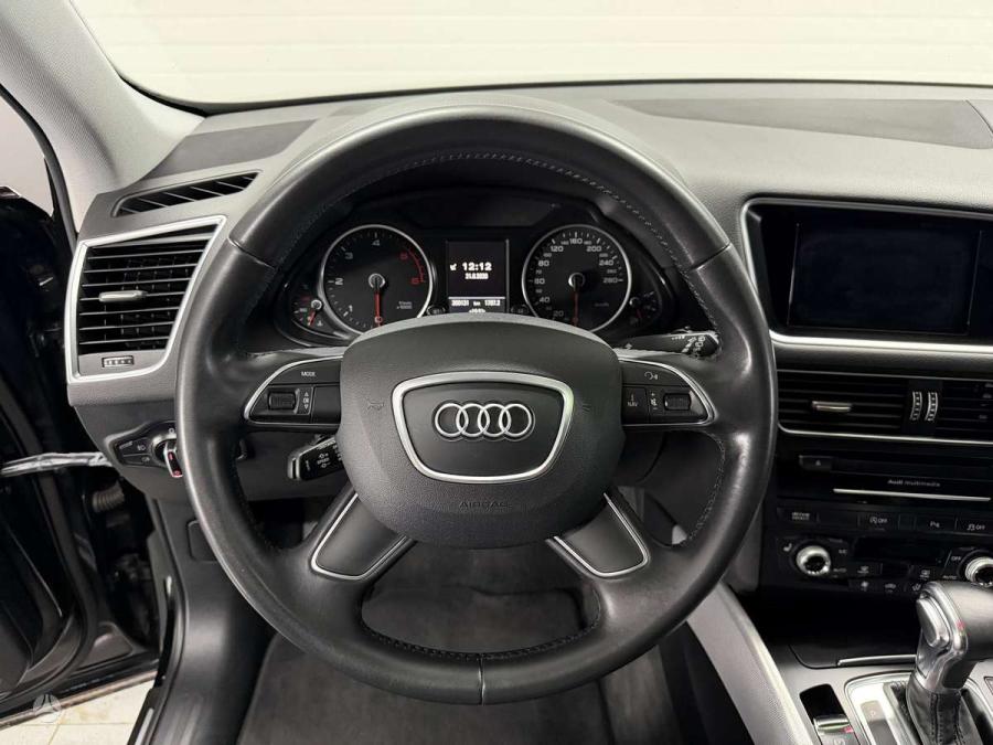 Melns Audi Q5 2016 Utena, ar dzinēja tilpumu 1.97 L un nobraukumu 300 tūkst. km par 13150 €, foto 7 vietnē AUTOMOTO.COM.LV