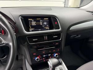 Melns Audi Q5 2016 Utena, ar dzinēja tilpumu 1.97 L un nobraukumu 300 tūkst. km par 13150 €, foto 14 vietnē AUTOMOTO.COM.LV