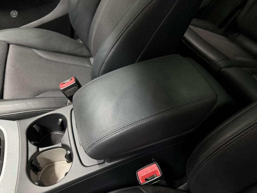 Melns Audi Q5 2016 Utena, ar dzinēja tilpumu 1.97 L un nobraukumu 300 tūkst. km par 13150 €, foto 18 vietnē AUTOMOTO.COM.LV