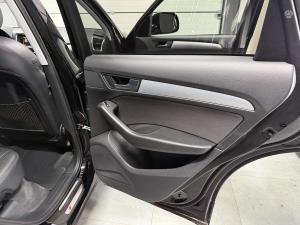 Melns Audi Q5 2016 Utena, ar dzinēja tilpumu 1.97 L un nobraukumu 300 tūkst. km par 13150 €, foto 26 vietnē AUTOMOTO.COM.LV