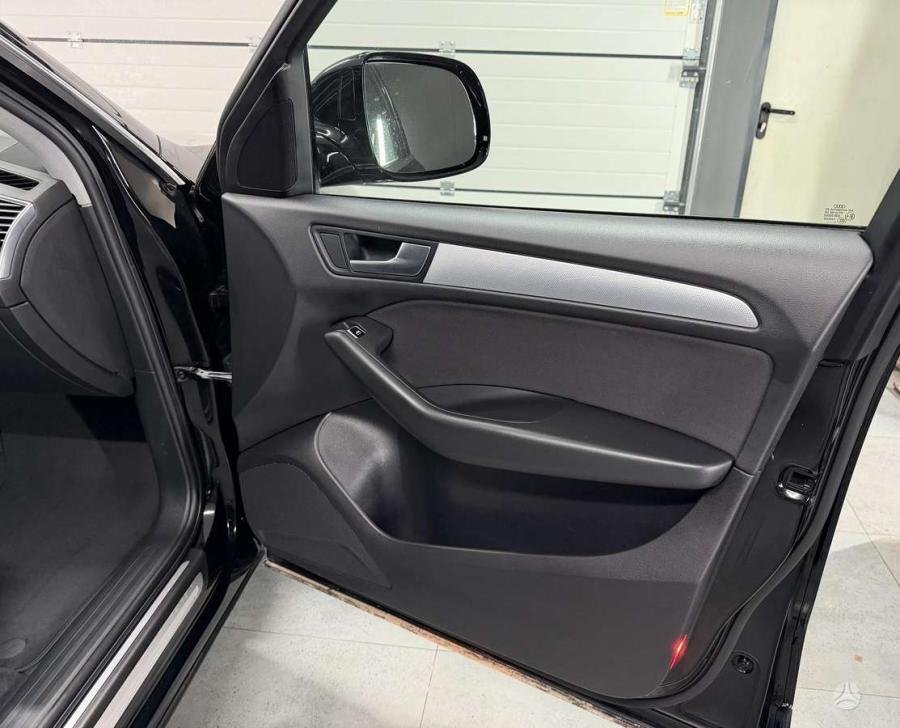 Melns Audi Q5 2016 Utena, ar dzinēja tilpumu 1.97 L un nobraukumu 300 tūkst. km par 13150 €, foto 28 vietnē AUTOMOTO.COM.LV