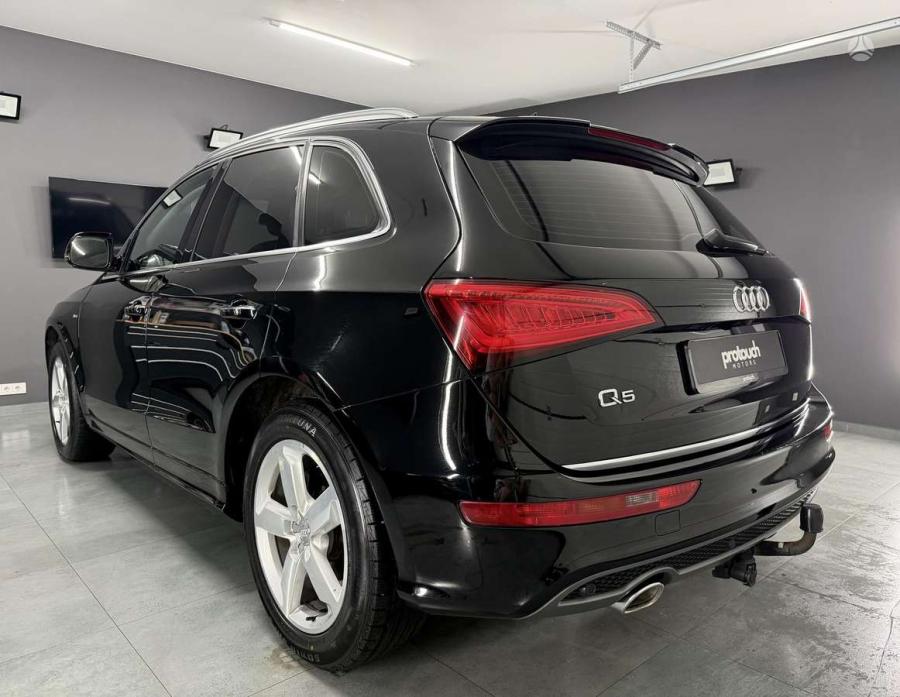 Melns Audi Q5 2016 Utena, ar dzinēja tilpumu 1.97 L un nobraukumu 300 tūkst. km par 13150 €, foto 33 vietnē AUTOMOTO.COM.LV