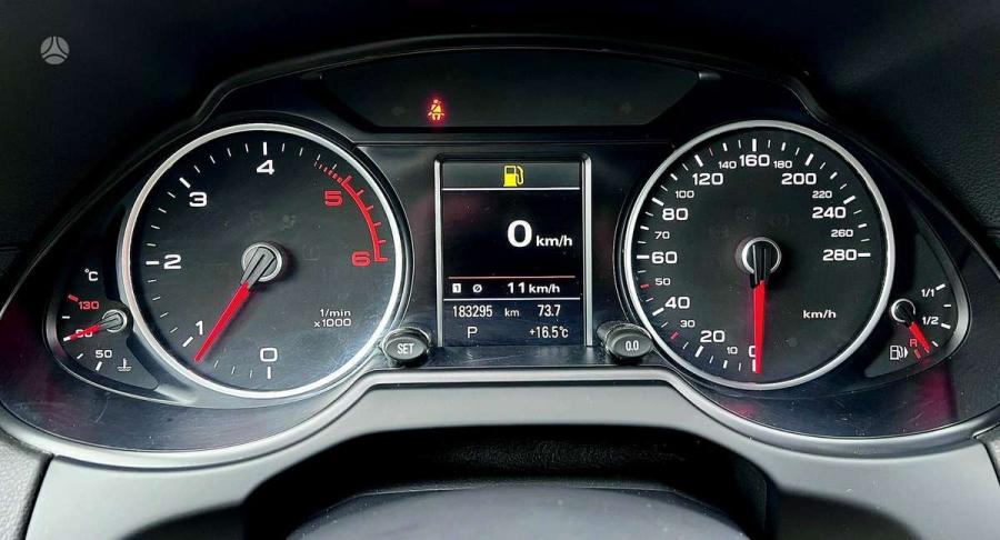 Black Audi Q5 2016 in Utena, with an engine capacity of 2.97 L and mileage of 183 thousand km for 15499 €, photo 5 on AUTOMOTO.COM.LV