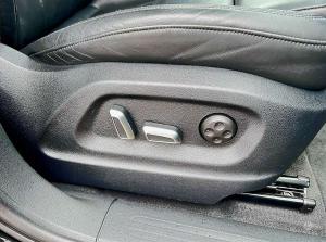 Black Audi Q5 2016 in Utena, with an engine capacity of 2.97 L and mileage of 183 thousand km for 15499 €, photo 27 on AUTOMOTO.COM.LV