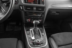 Melns Audi Q5 2016 Viļņa, ar dzinēja tilpumu 2.00 L un nobraukumu 195 tūkst. km par 14150 €, foto 7 vietnē AUTOMOTO.COM.LV