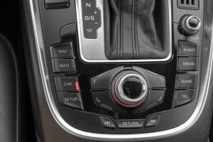 Melns Audi Q5 2016 Viļņa, ar dzinēja tilpumu 2.00 L un nobraukumu 195 tūkst. km par 14150 €, foto 14 vietnē AUTOMOTO.COM.LV