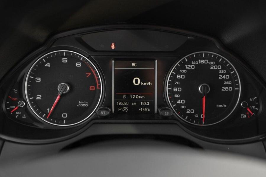 Melns Audi Q5 2016 Viļņa, ar dzinēja tilpumu 2.00 L un nobraukumu 195 tūkst. km par 14150 €, foto 15 vietnē AUTOMOTO.COM.LV