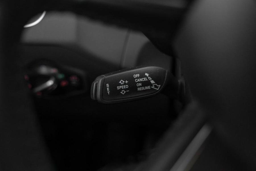 Melns Audi Q5 2016 Viļņa, ar dzinēja tilpumu 2.00 L un nobraukumu 195 tūkst. km par 14150 €, foto 16 vietnē AUTOMOTO.COM.LV