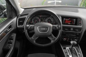 Melns Audi Q5 2016 Viļņa, ar dzinēja tilpumu 2.00 L un nobraukumu 195 tūkst. km par 14150 €, foto 19 vietnē AUTOMOTO.COM.LV